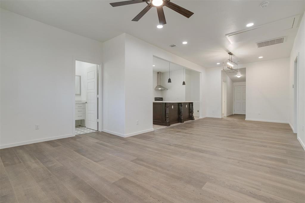 2203 Azle Avenue, Fort Worth, TX 76164 | MLS # 20542971