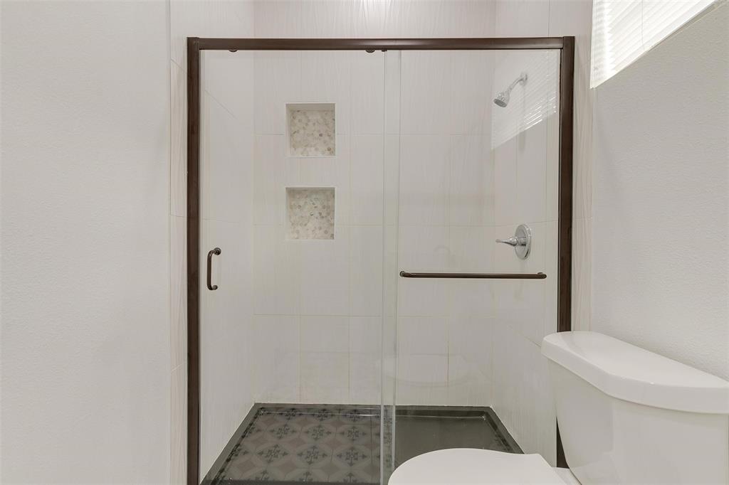 2203 Azle Avenue, Fort Worth, TX 76164 | MLS # 20542971