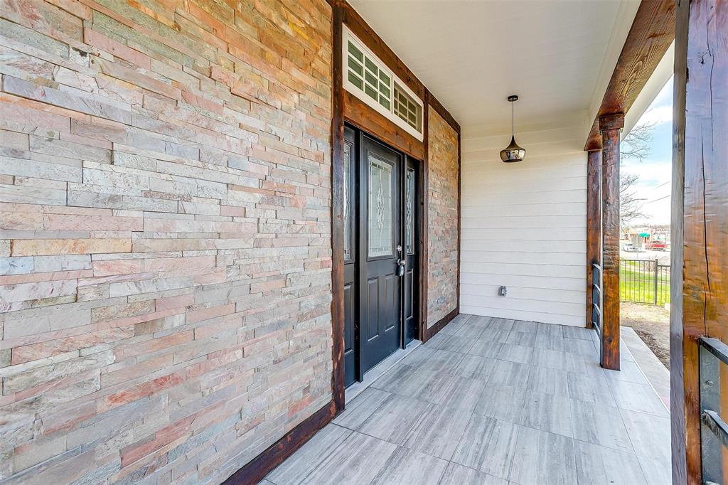 2203 Azle Avenue, Fort Worth, TX 76164 | MLS # 20542971